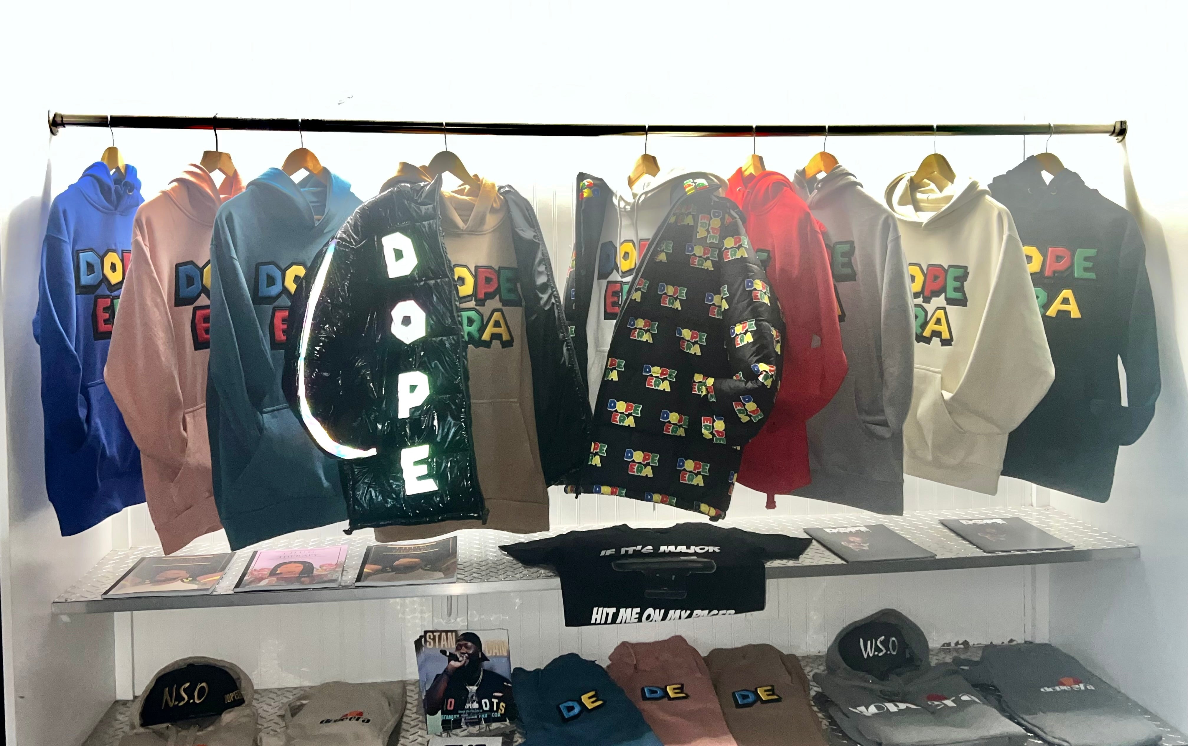 DOPE ERA SIGNATURE SWEATSUIT PEACHY ROSE – Dope Era